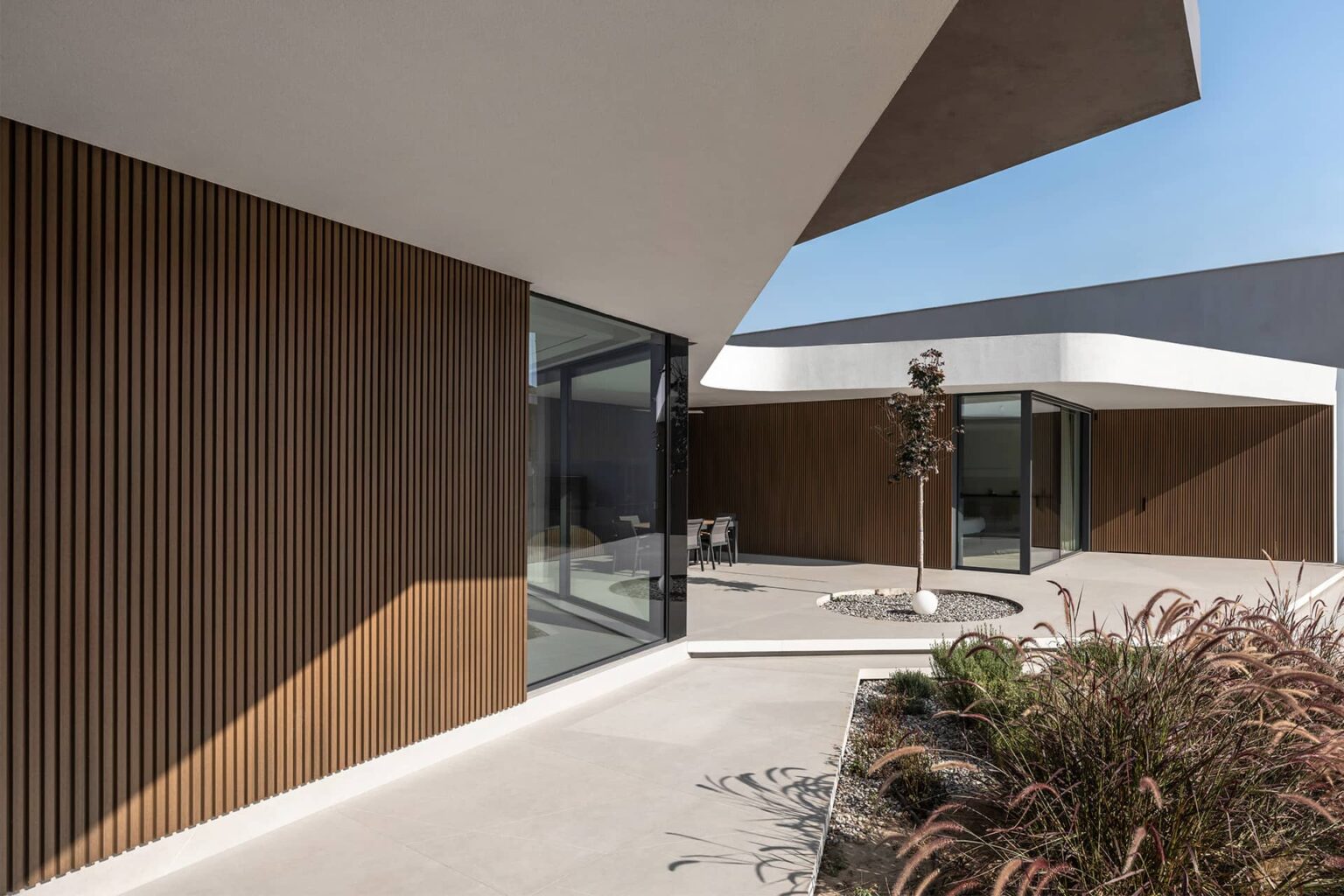 FIBERDECK - Composite Decking, Cladding & Fencing Products